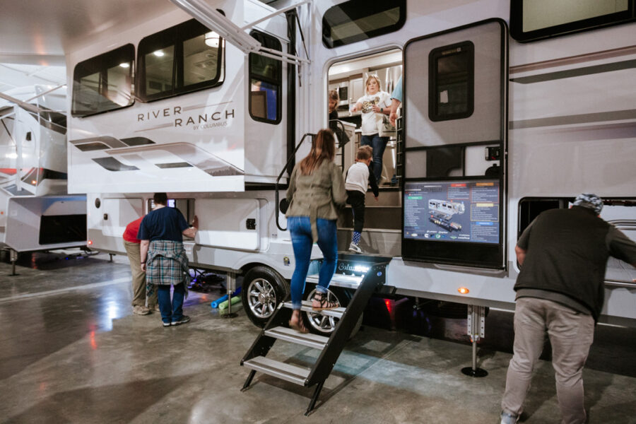 Springfield RV Mega Show // RV and Trailer Expo for Consumers – Looking ...